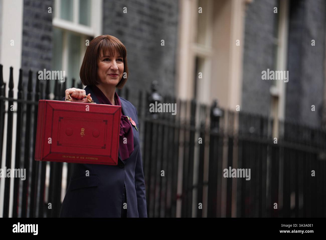 Chancellor of the Exchequer Rachel Reeves leaves 11 Downing Street ...