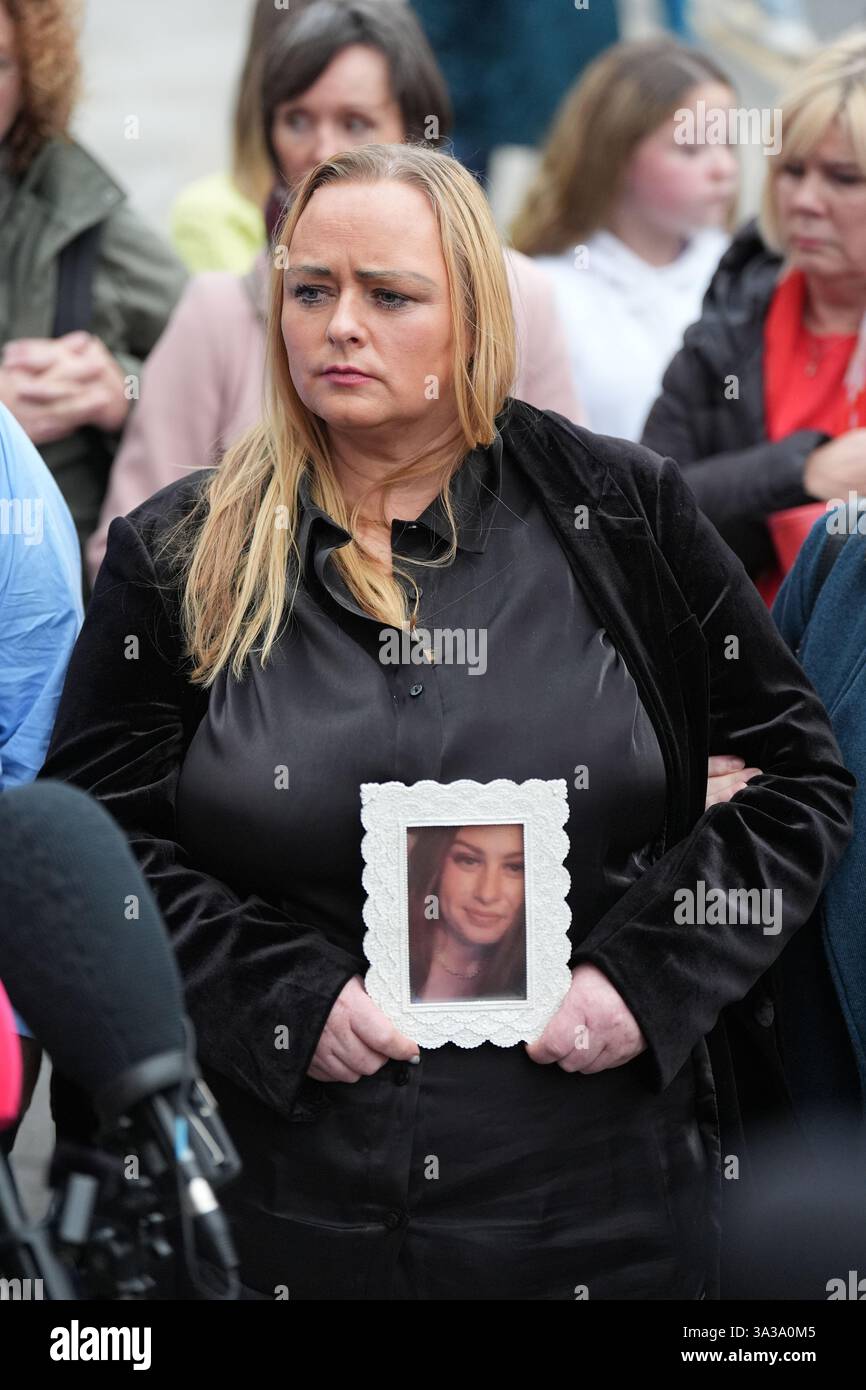 Donna Harper holding a picture of daughter Leona joins families that ...