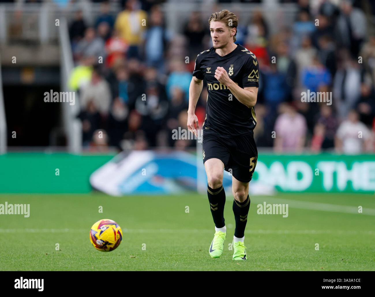 Coventry City's Jack Rudoni during the Sky Bet Championship match at ...
