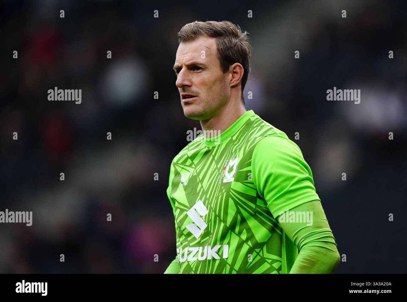 Milton Keynes Dons goalkeeper Craig MacGillivray during the Emirates FA ...