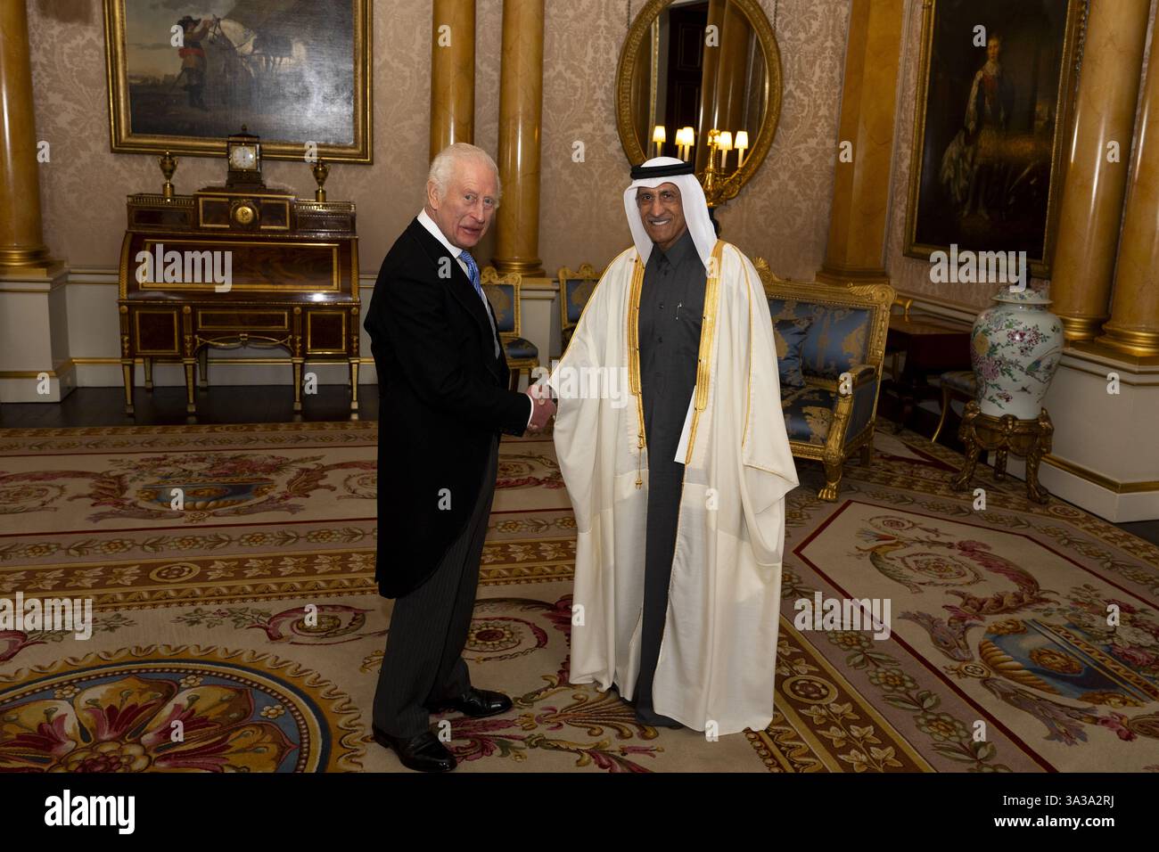 His Excellency Sheikh Abdulla bin Mohammed bin Saud Al-Thani presents ...