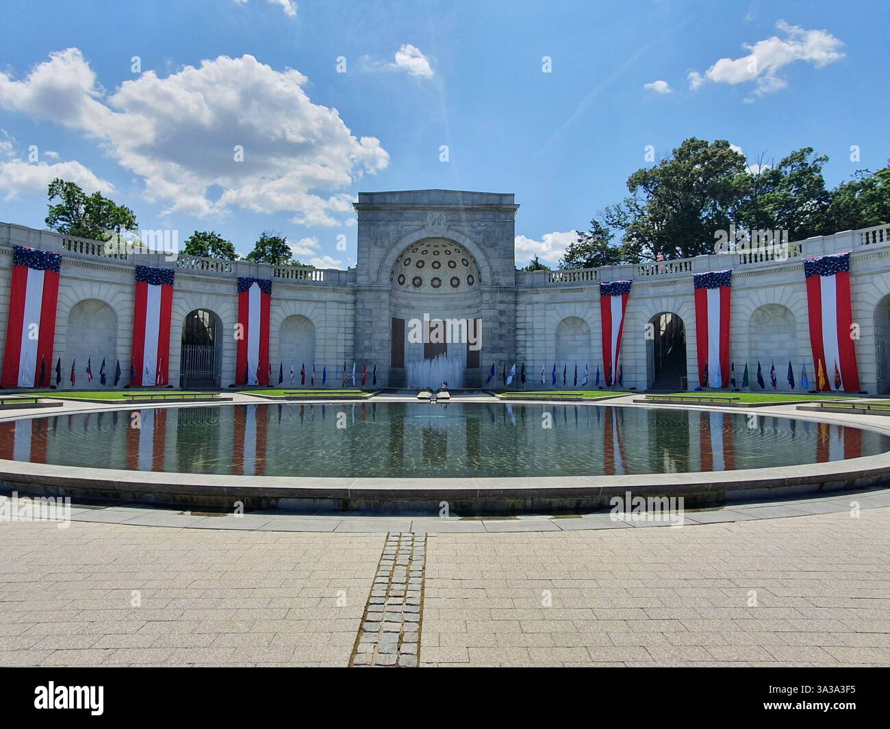 Virginia women hi-res stock photography and images - Alamy