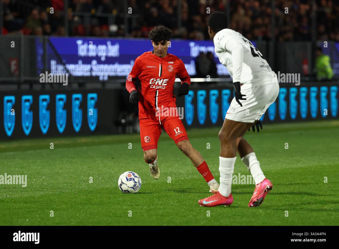 Almere, Netherlands. 14th Mar, 2025. ALMERE, 14-03-2025, Yanmar Stadium ...