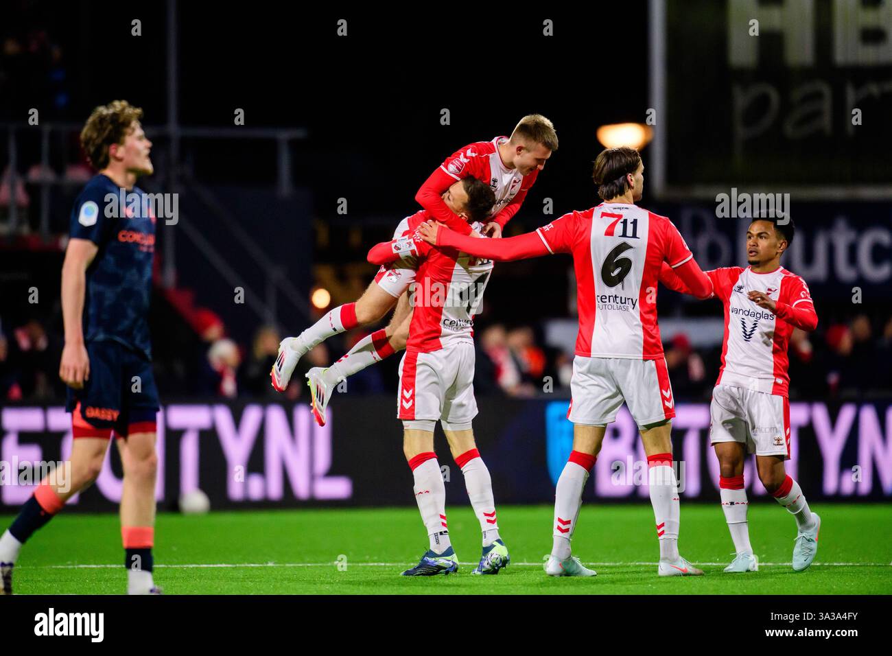 Emmen, Netherlands. 14th Mar, 2025. EMMEN, Stadium Oude Meerdijk, 14-03-2025, season 2024/2025 ...