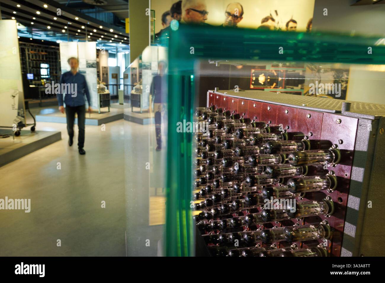Paderborn, Germany. 14th Mar, 2025. View of a tube-based electronic ...