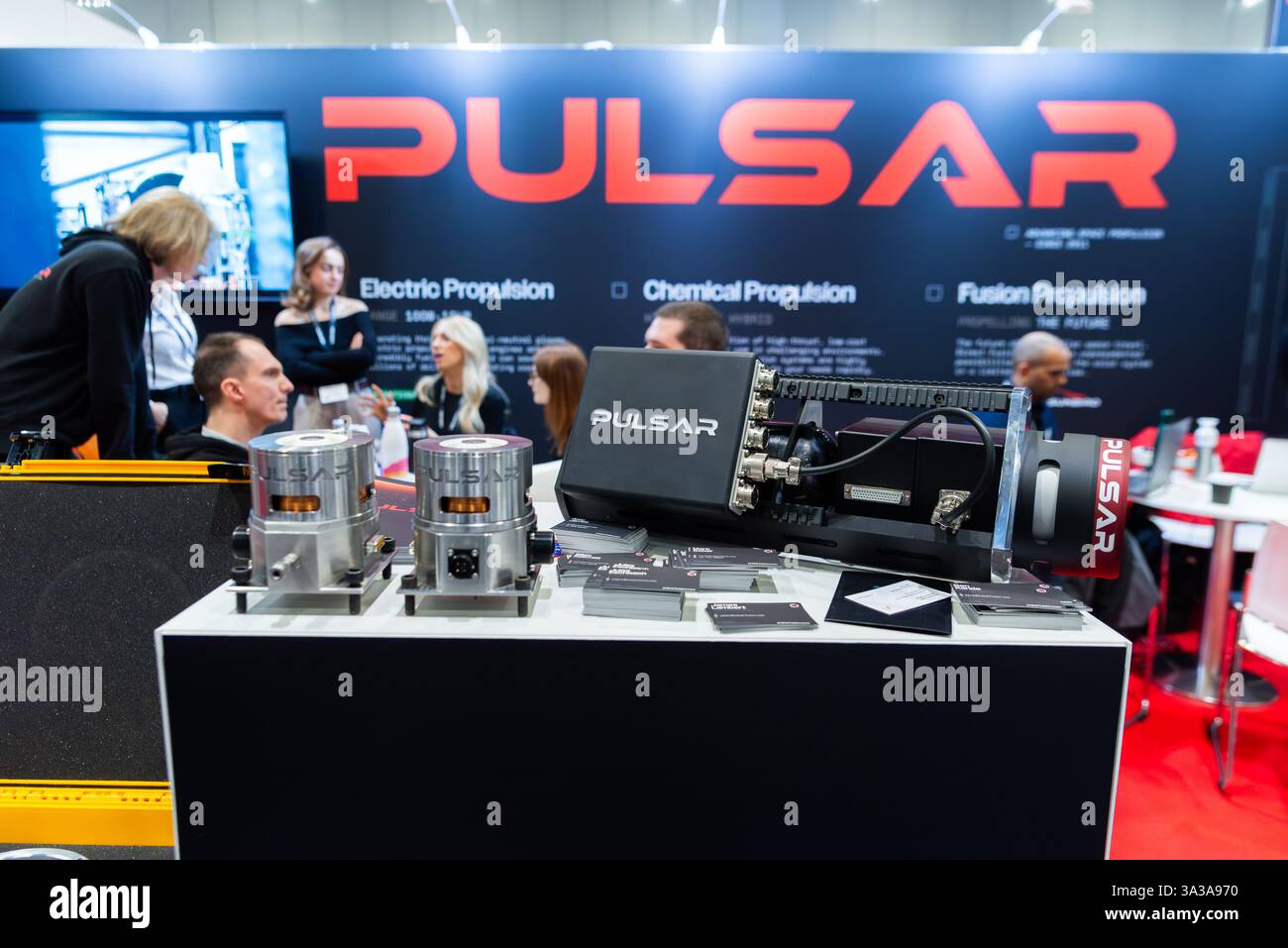 Fusion propulsion hi-res stock photography and images - Alamy