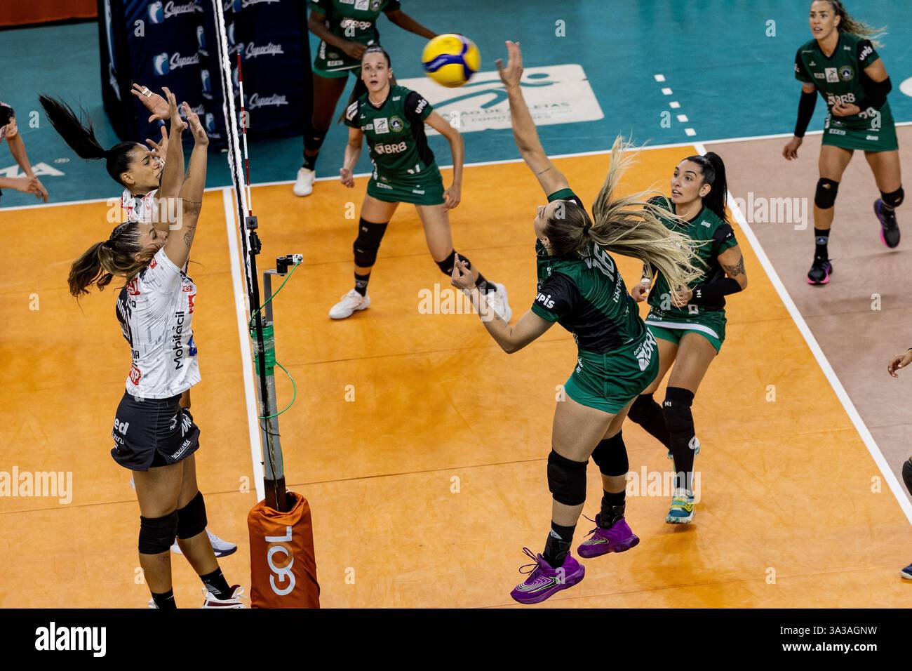 BRASÍLIA, DF - 14.03.2025: SUPERLIGA DE VÔLEI BSB VÔLEI X SESI BAURU ...