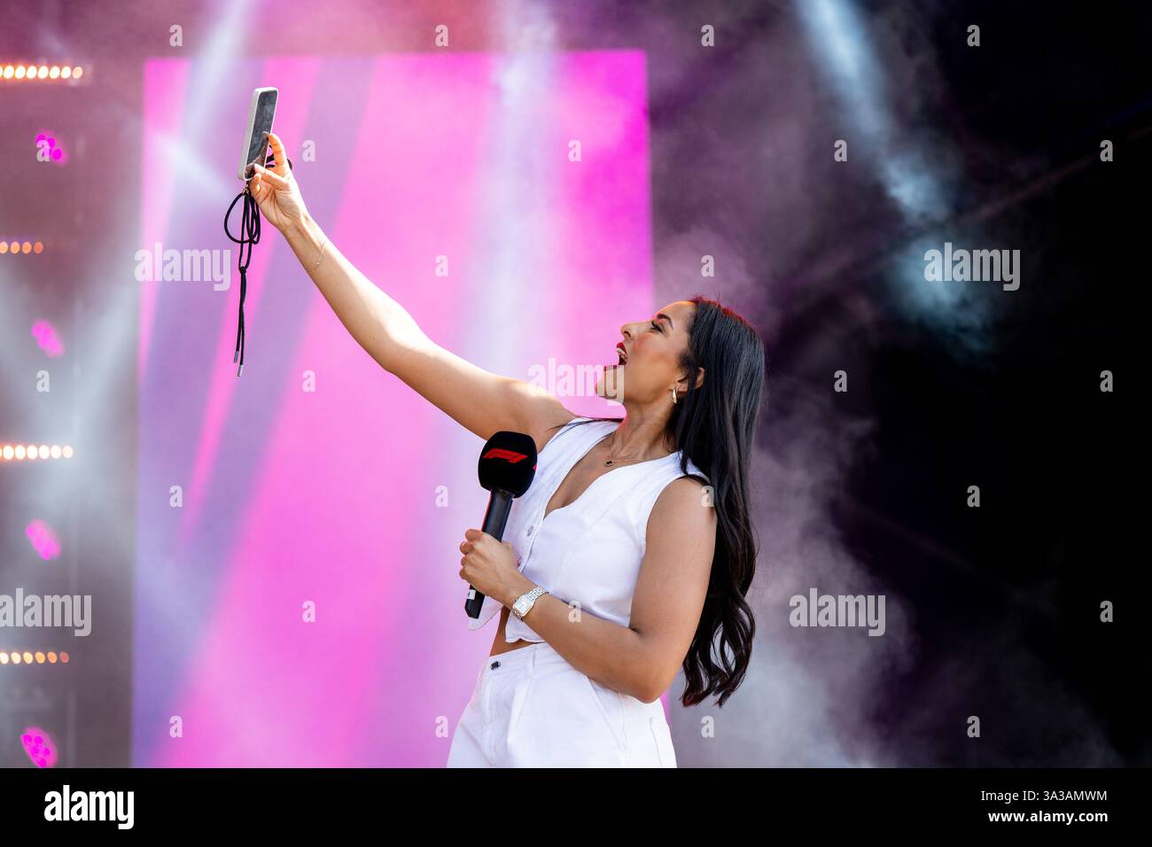 Melbourne, Australien. 14th Mar, 2025. Ariana Bravo (F1 Moderatorin ...
