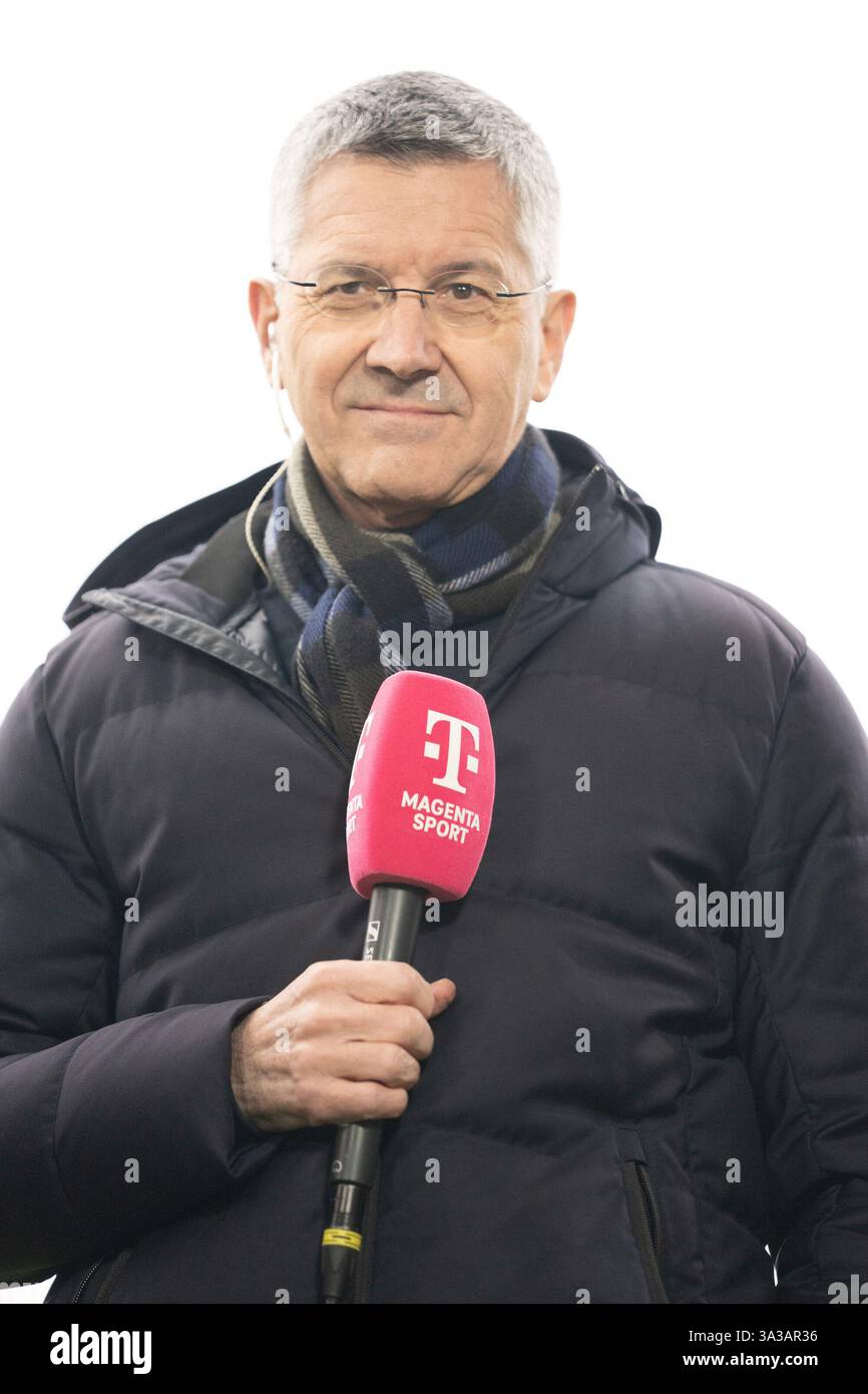 Herbert Hainer beim Google Pixel Frauen Bundesligaspiel FC Bayern M ...