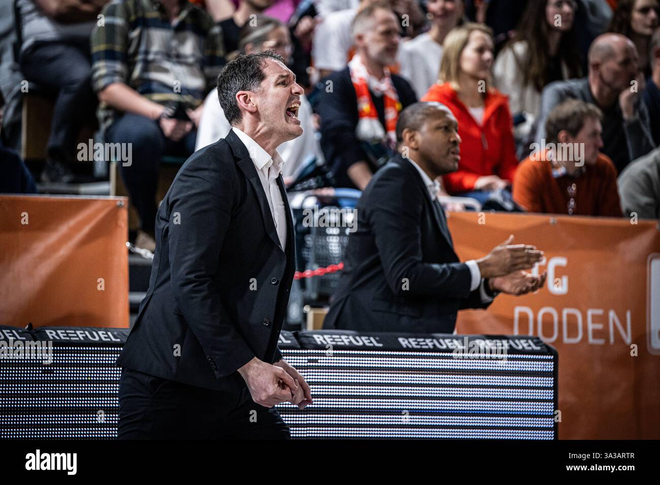 Vechta, Deutschland. 14th Mar, 2025. Ty Harrelson (Ratiopharm Ulm ...