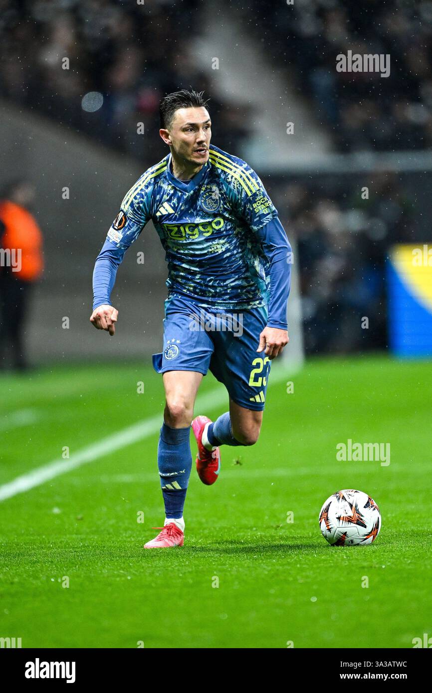 Frankfurt Am Main, Deutschland. 13th Mar, 2025. Steven Berghuis (Ajax ...