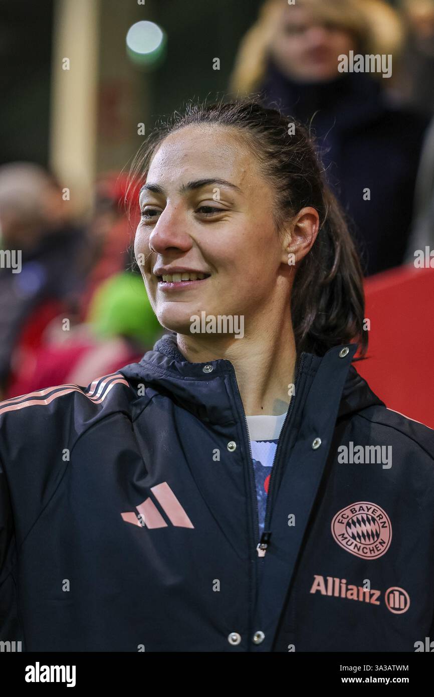 Muenchen, Deutschland. 14th Mar, 2025. Maria Luisa Grohs (FC Bayern ...