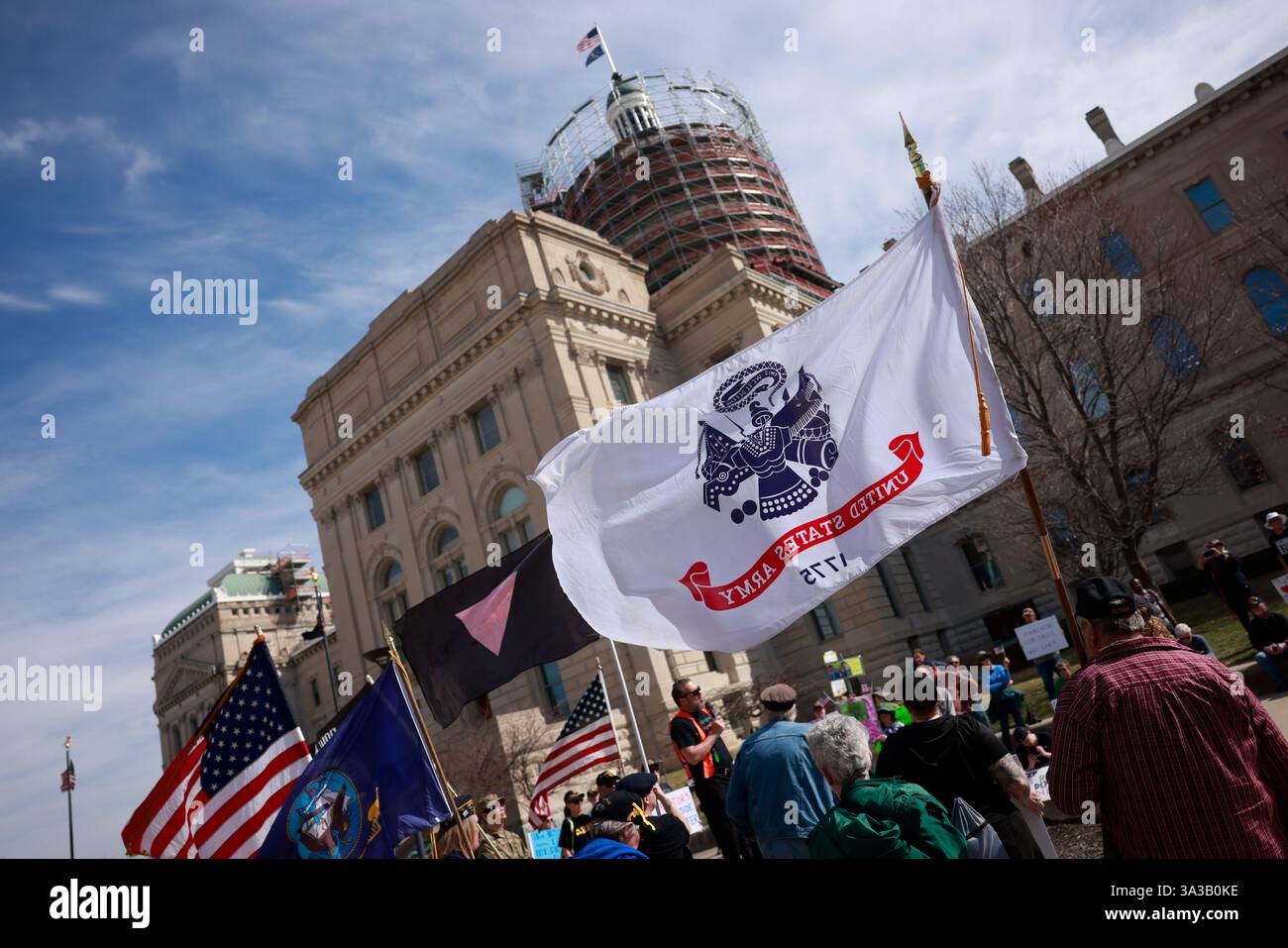 INDIANAPOLIS, INDIANA - MARCH 14: United States military veterans and ...