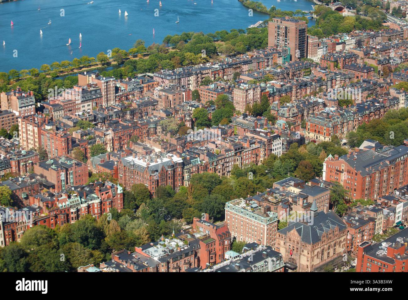 The Historical buildings from commonwealth avenue to the Charles river ...