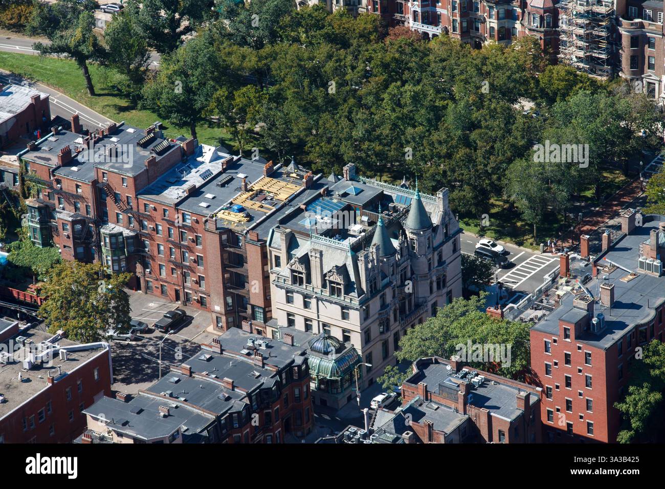 Burrage Mansion and the elegant Historical buildings at commonwealth ...