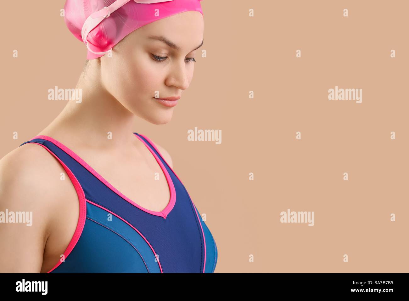 Young professional in beige hi-res stock photography and images - Alamy