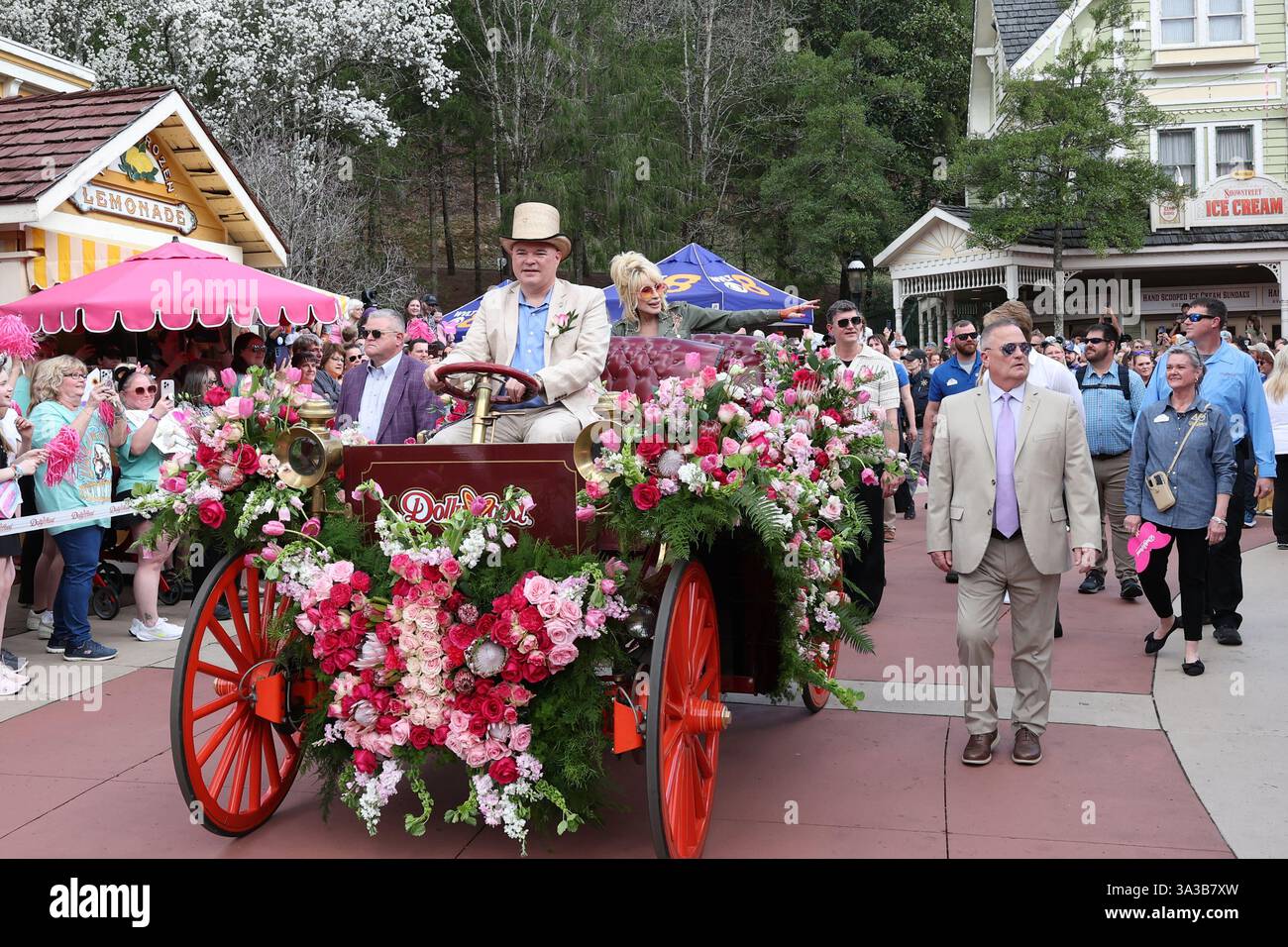 Pigeon Forge, USA. 14th Mar, 2025. Dolly Parton at the Dollywood Dewitt tour to celebrate the ...