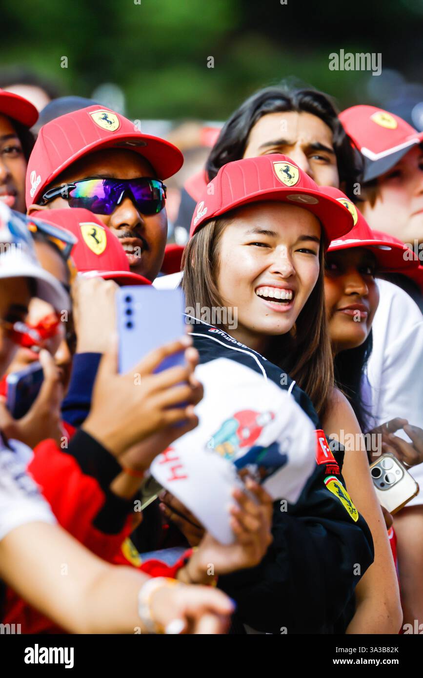 March 15, 2025: MELBOURNE, AUSTRALIA - MARCH 15: Fan atmosphere and ...