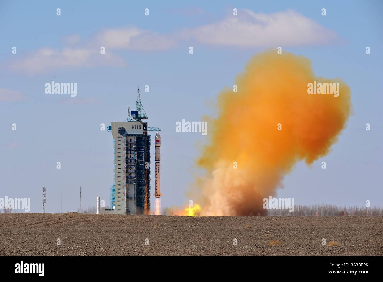 Jiuquan. 15th Mar, 2025. A Long March-2D carrier rocket carrying the ...