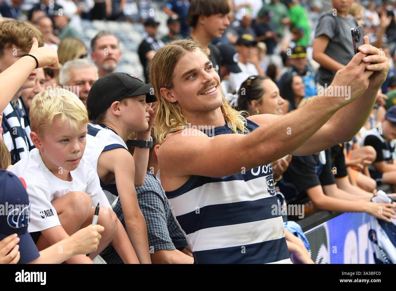 Geelong, Australia. 15th Mar, 2025. Bailey Smith of the Cats is seen ...