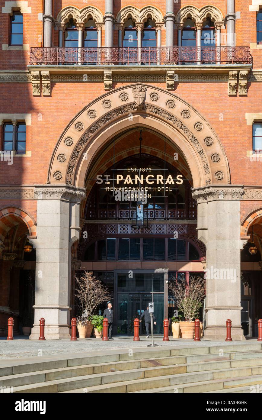 Entrance door St Pancras Renaissance hotel, Euston Road, London, England, UK Gothic Revival ...