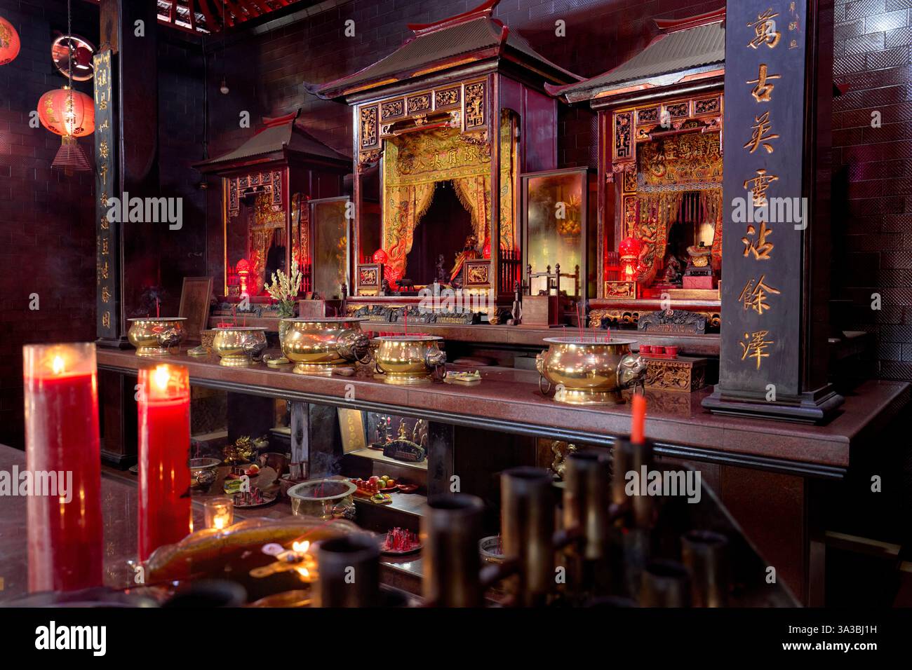 Interior view of the main building (Baktisala) of Vihara Dharmayana ...