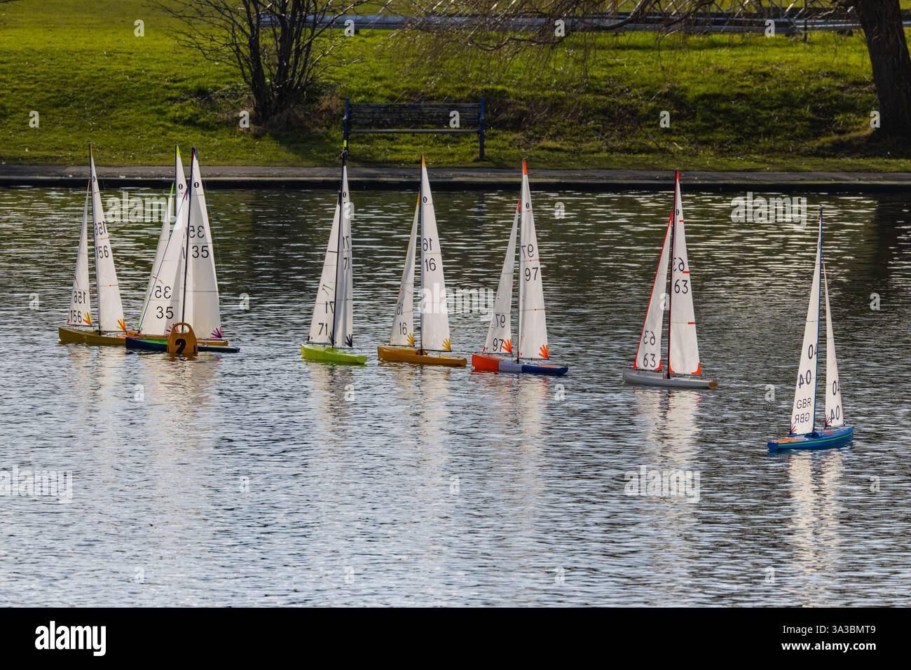 International One Metre class yacht racing Portishead lake grounds ...