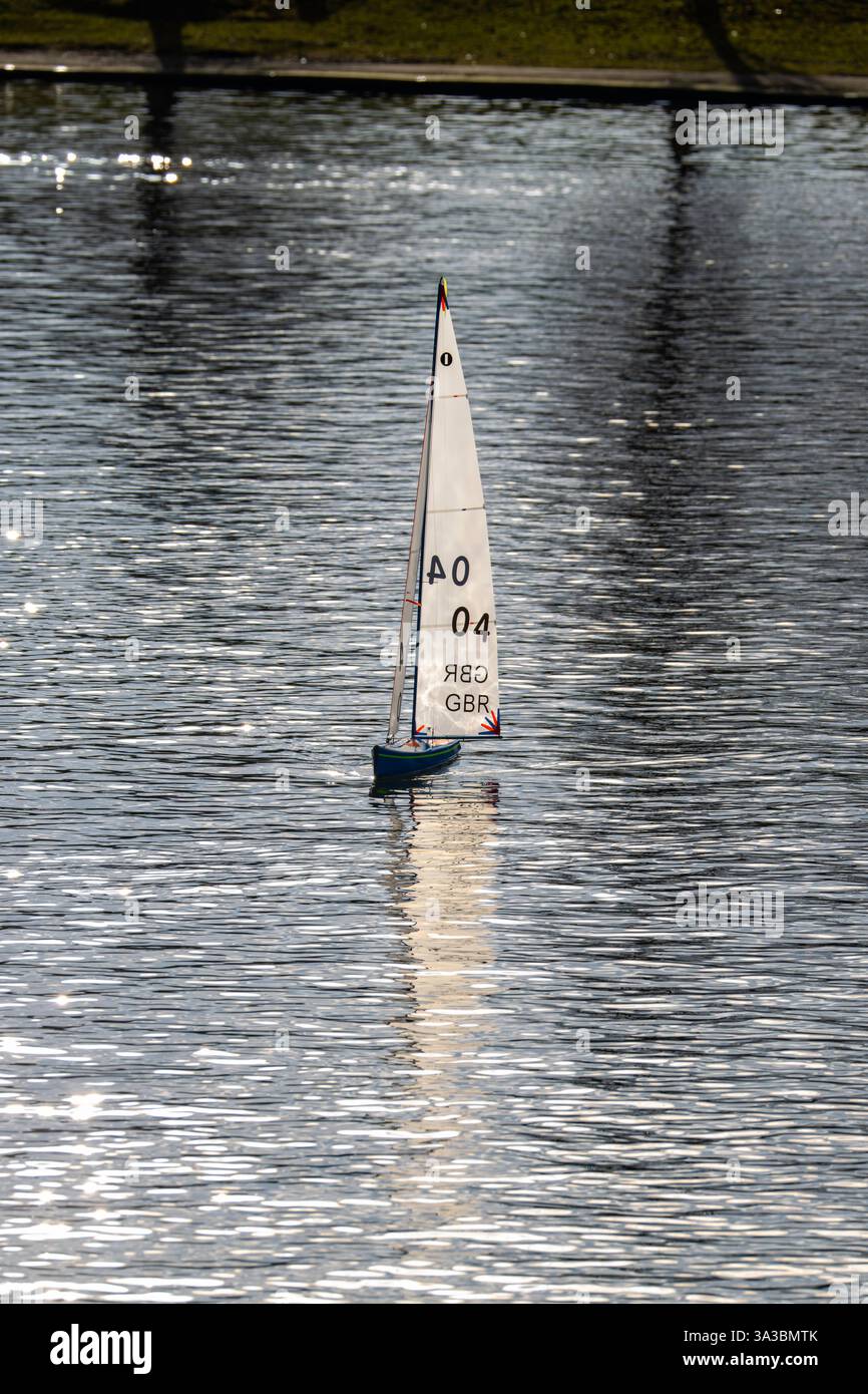 International One Metre class yacht racing Portishead lake grounds ...
