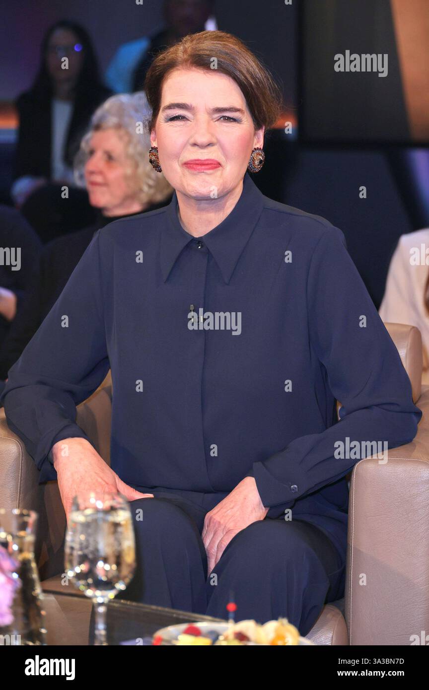 Susanne Daubner bei der Aufzeichnung der NDR Talk Show im NDR ...