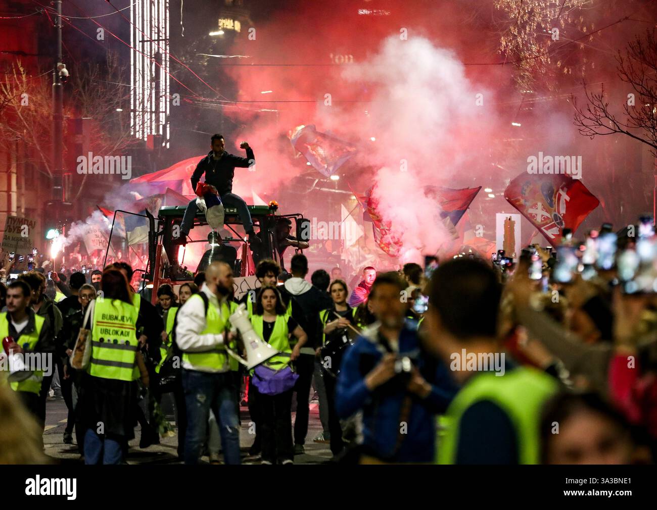 Belgrade, Serbia. 15th Mar, 2025. Students from all over Serbia arrive ...