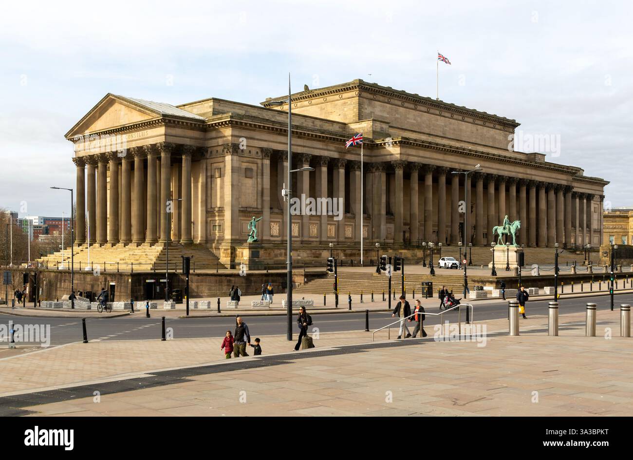 Neoclassical neo-Grecian architecture of St George's Hall building ...