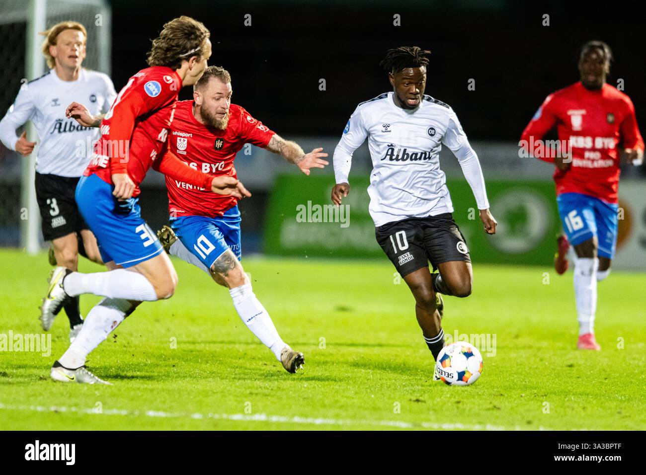 Hvidovre, Denmark. 14th Mar, 2025. Don Deedson Louicius (10) of Odense ...