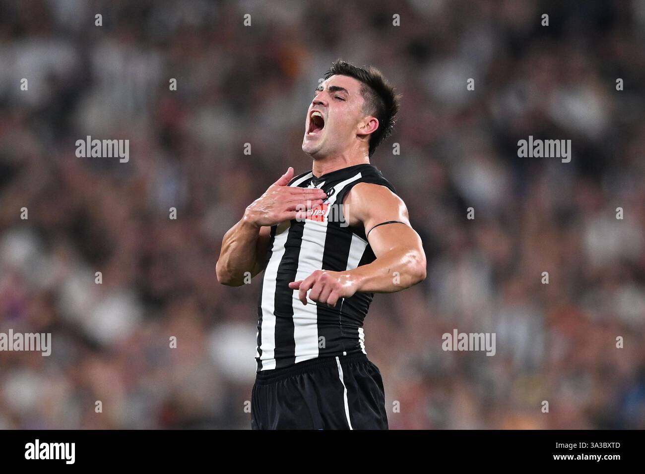 Melbourne, Australia. 15th Mar, 2025. Brayden Maynard of Collingwood ...
