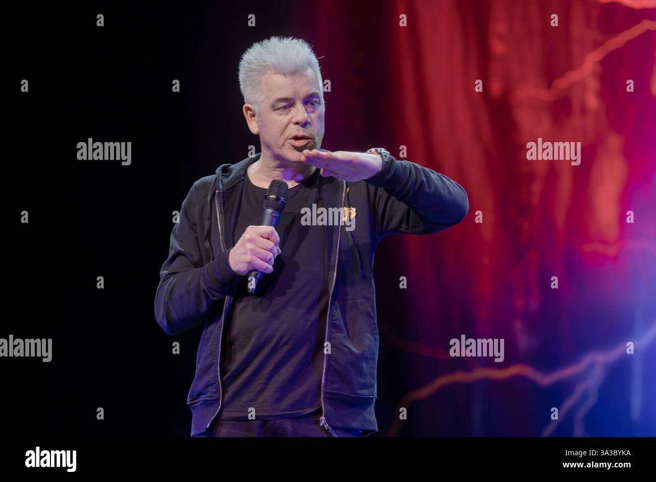 Comedian Michael Mittermeier mit seinem Programm Flashback - Die ...