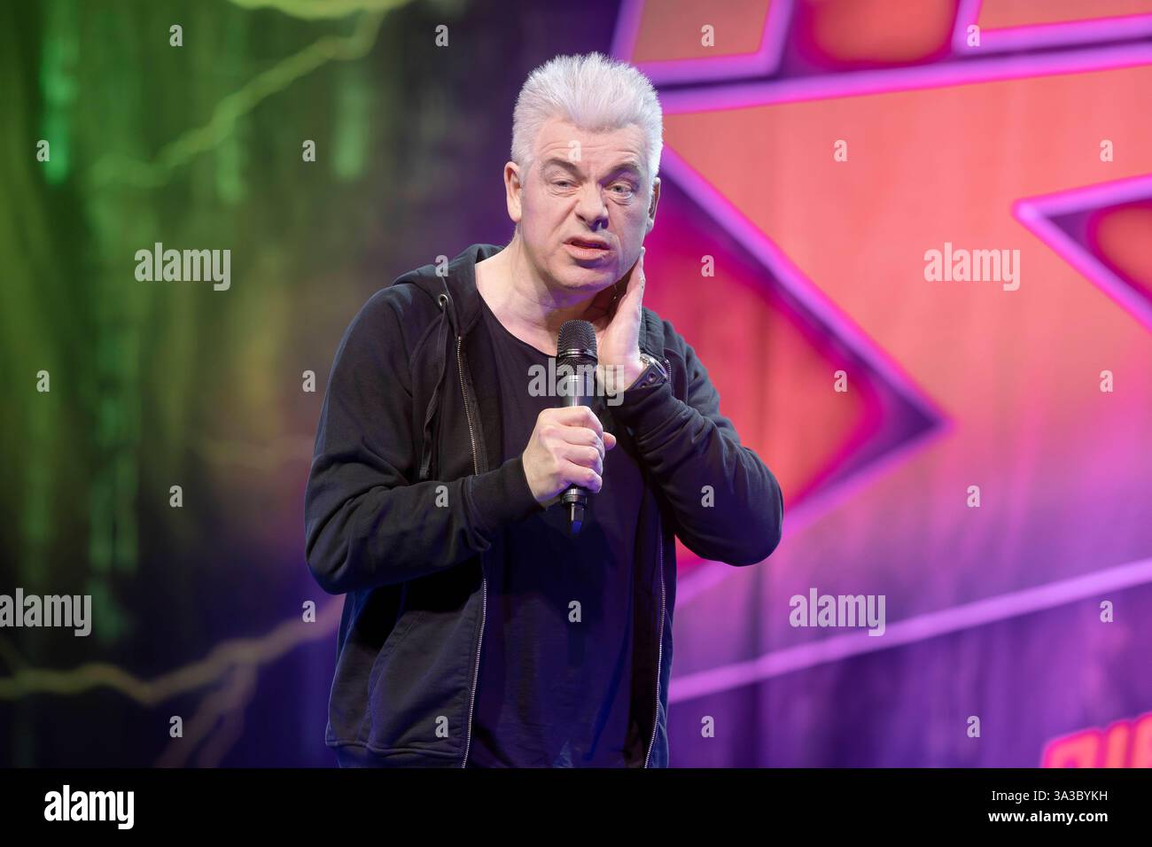 Comedian Michael Mittermeier mit seinem Programm Flashback - Die ...