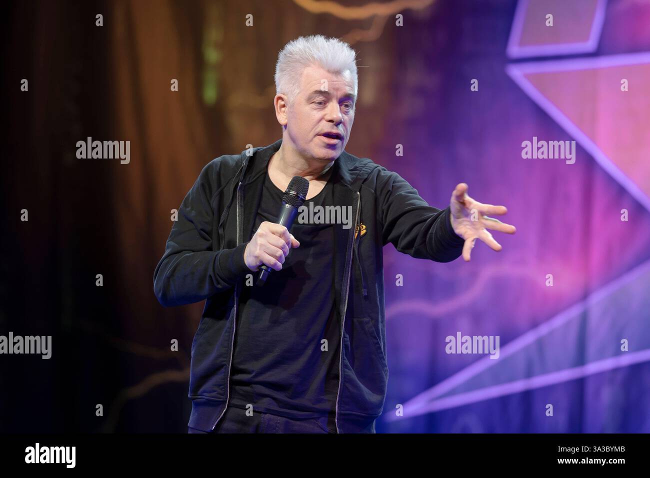 Comedian Michael Mittermeier mit seinem Programm Flashback - Die ...