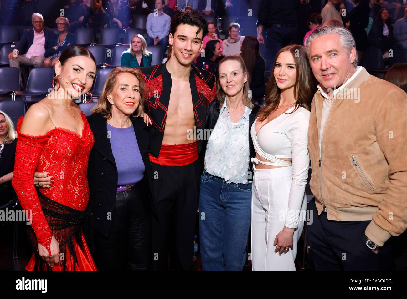 Tänzerin Ekaterina Leonova, Franjos Mutter Elke Pooth, Golfprofi Diego ...