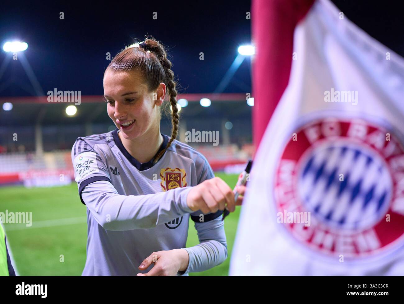 Munich, Germany. 14th Mar, 2025. Ena Mahmutovic, FCB women 32 in the ...