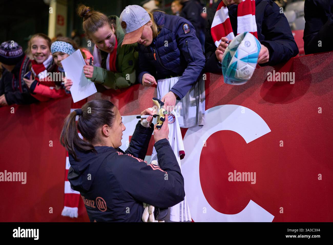 Munich, Germany. 14th Mar, 2025. Maria Luisa Grohs, FCB Women 1 in the ...