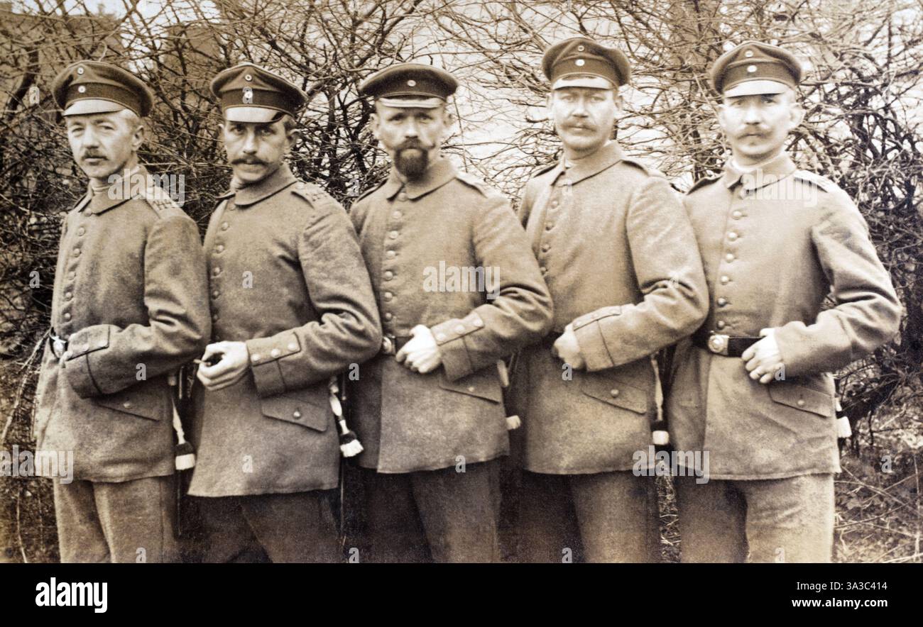 German soldiers of the 144th Infantry Regiment during the First World ...