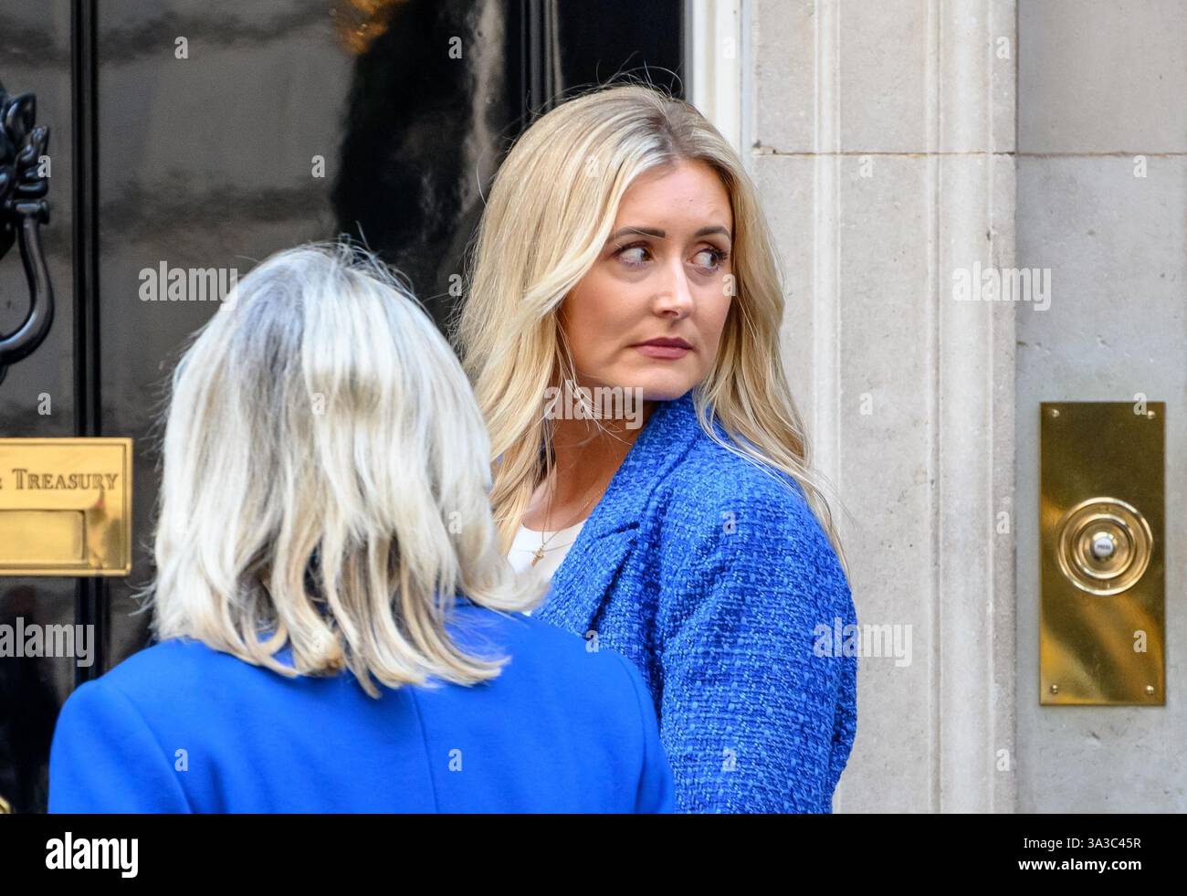 Katie Amess in Downing Street for a meeting with Kier Starmer and ...