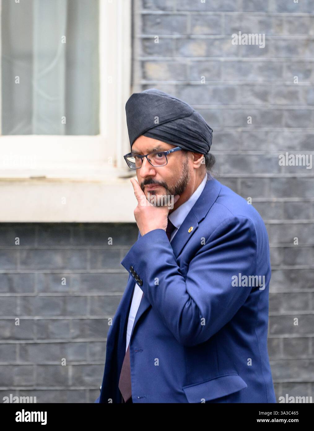 Warindar Juss MP (Lab: Wolverhampton West) in Downing Street for a ...