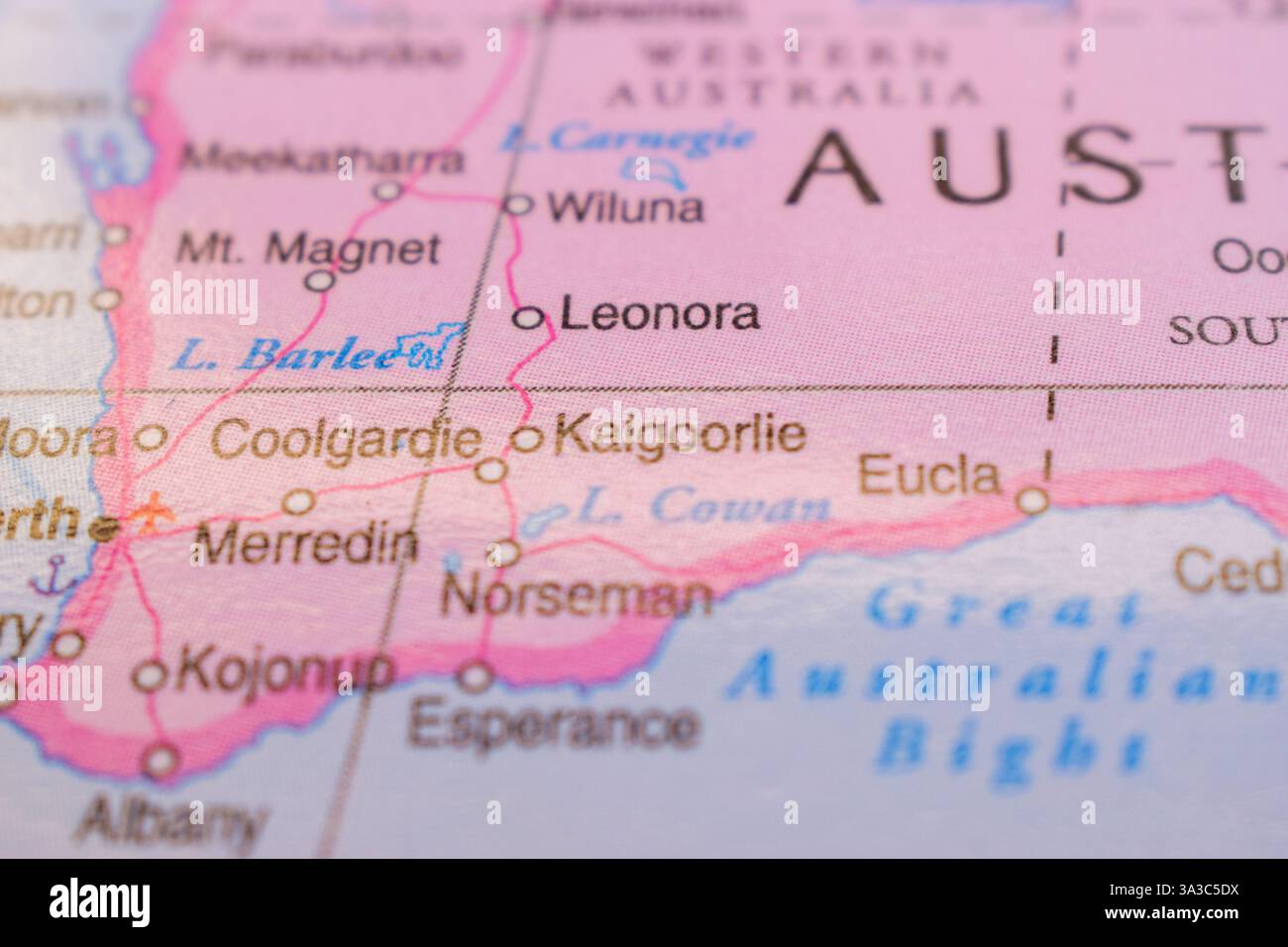 Leonora On The World Map-Geo Political Map Stock Photo - Alamy