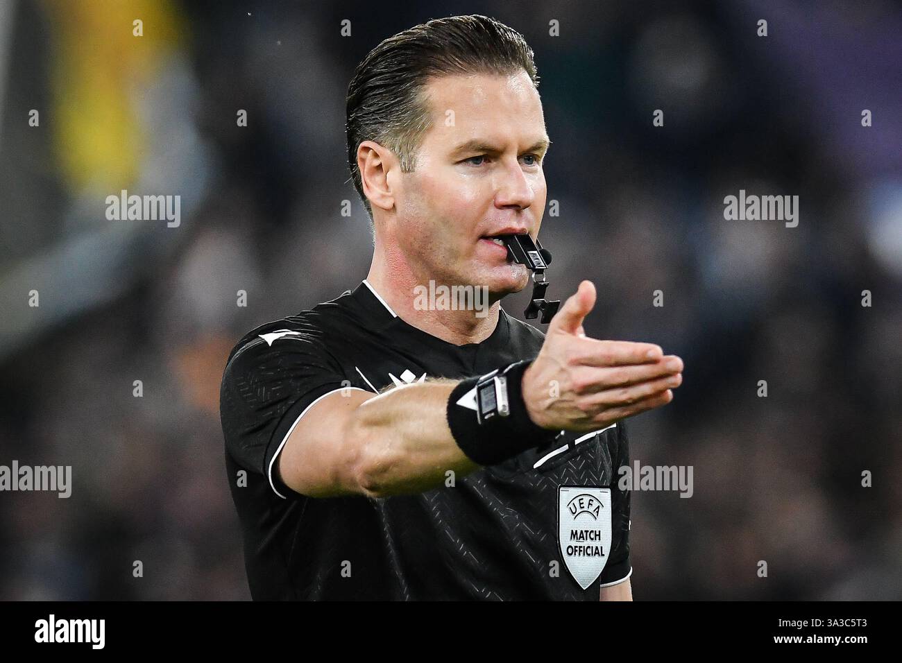 Referee Danny MAKKELIE during the UEFA Europa League, Round of 16, 2nd ...