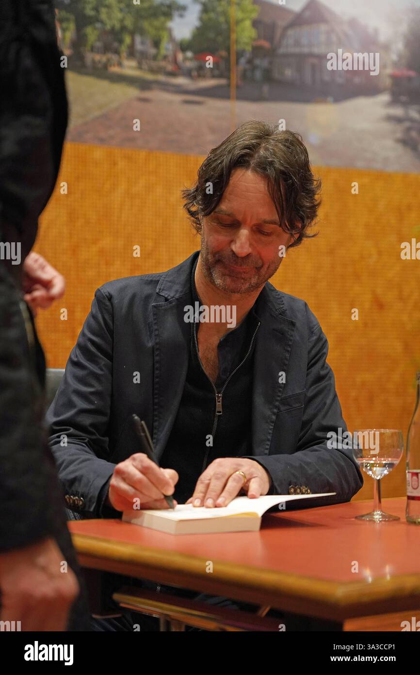 Der Schriftsteller, Dramatiker, Romanautor, ehemalige Journalist und ...