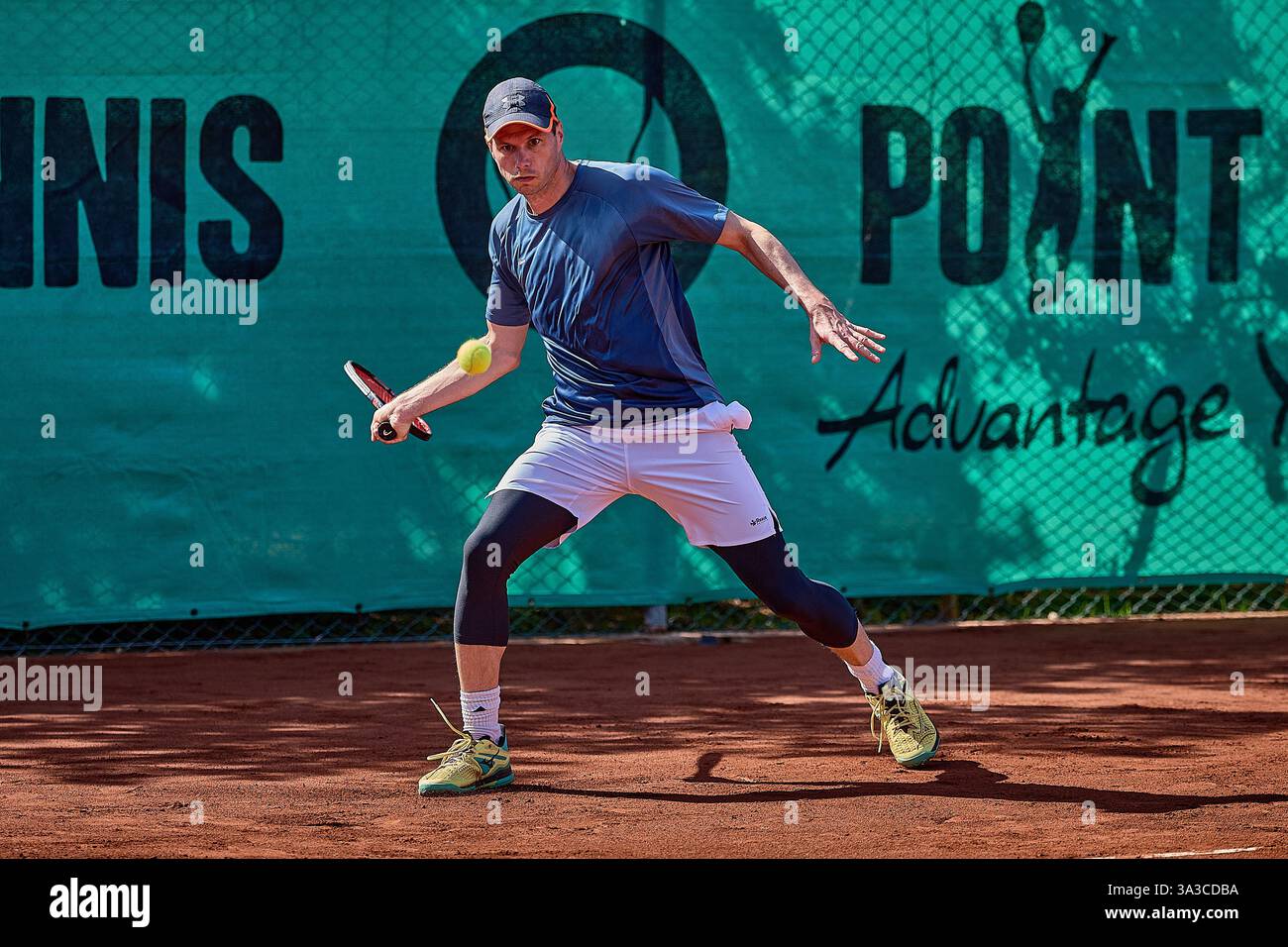 Raphael oezelli hi-res stock photography and images - Alamy