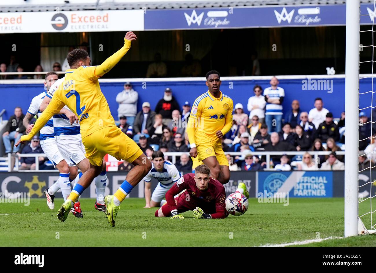 Leeds United's Jayden Bogle (left) passes the ball to Junior Firpo ...