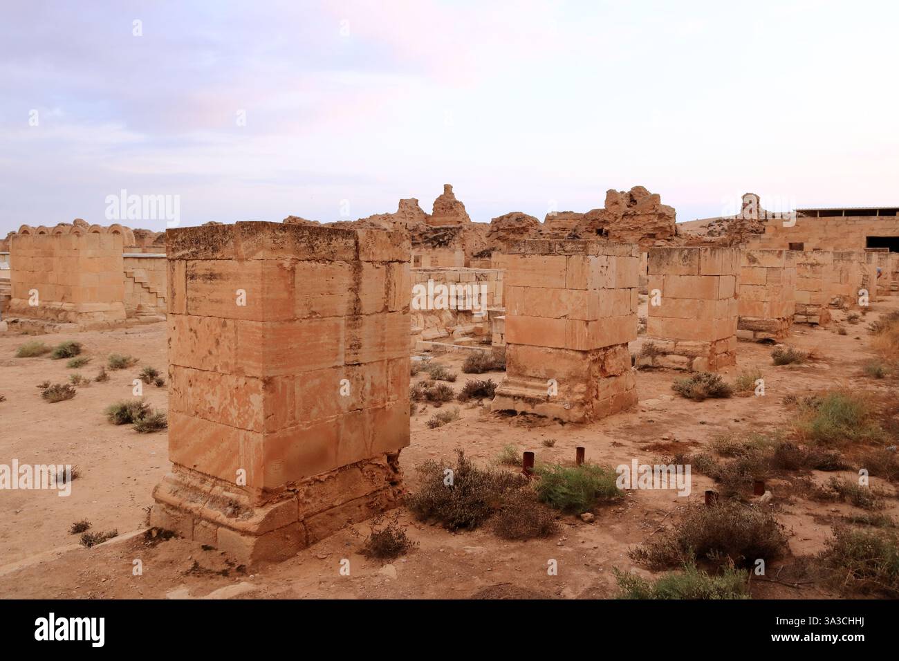 Hatra in Iraq, ancient city in Upper Mesopotamia located in present-day ...