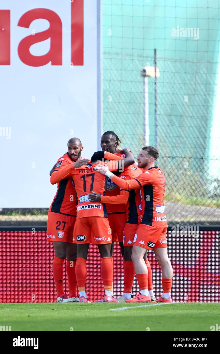 27 Jordan ADEOTI (slmfc) - 18 Malik TCHOKOUNTE (slmfc) - 07 Thibaut ...