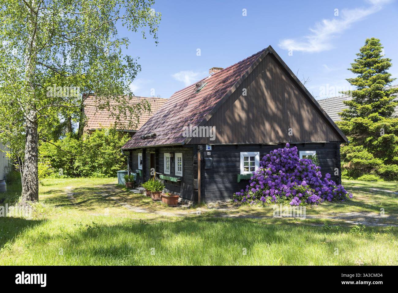 Old heritage protected farmhouse hi-res stock photography and images ...